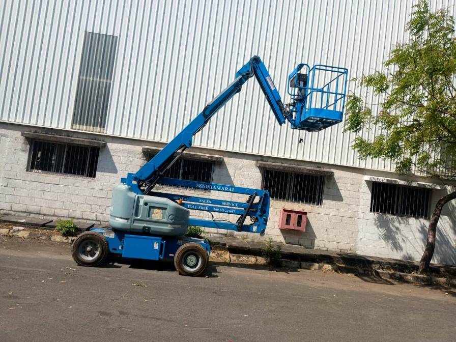 Articulating Boom Lift 14m Height industrial Best usage